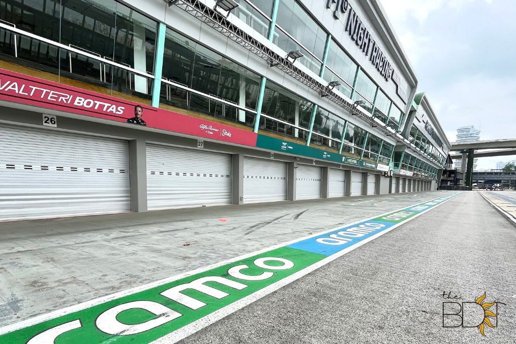 We Found a Way to Tour the F1 Pits Before the Singapore Grand Prix (And ...