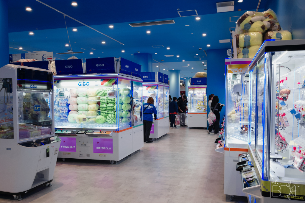 Purikura: The Wildly Cute Japanese Photo Booths Everyone’s Obsessed ...