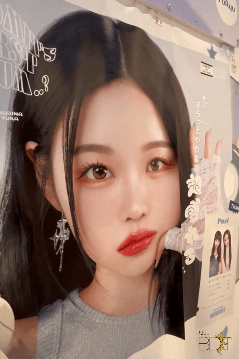 Purikura: The Wildly Cute Japanese Photo Booths Everyone’s Obsessed ...